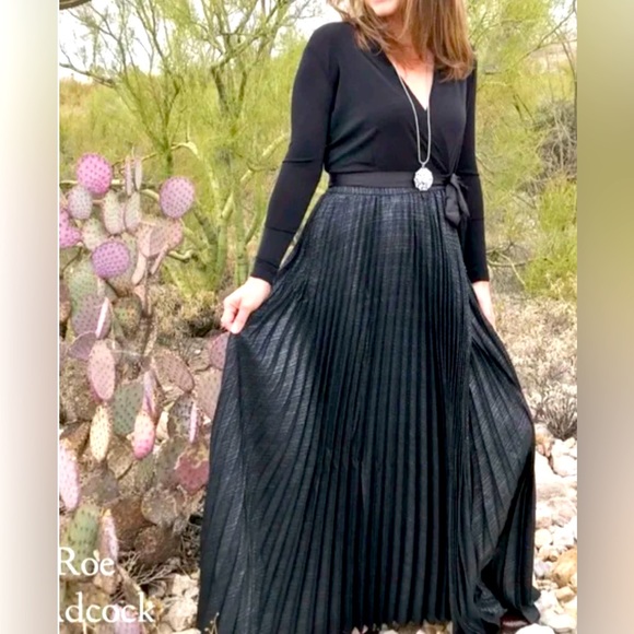 LuLaRoe | Dresses | Maxi Dress Nwt Lularoe Black Goldshimmer Maxi Wrap ...
